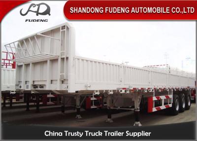 China 40 Tons High Strength Steel Livestock Trailers Custom Height With LED Light for sale