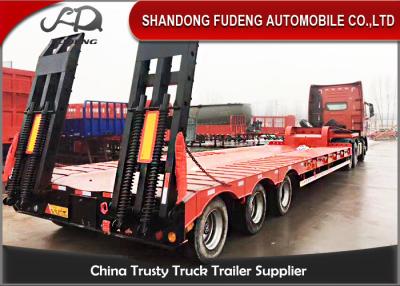 China Carbon Steel 60t Semi Low Bed Trailer And Truck With Tractor Horse for sale