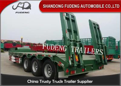 China 3 Axle 60 Ton Gooseneck Low Bed Semi Trailer With Ladder For Construction Machinery Transportation for sale
