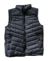 China Custom Men Winter Padded Down Vest 420T Nylon Warm Thick Zipper Waistcoat Outdoor Wear for sale