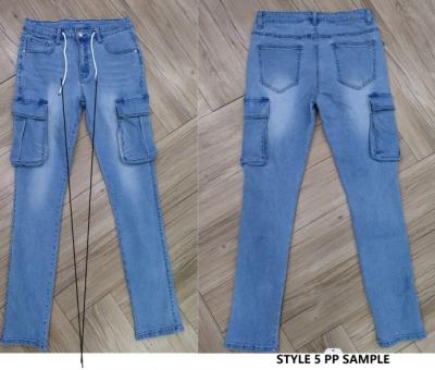 China Custom Logo Slim Children Jeans Soft Fabric Denim Pants for Boys Trendy 2-12 Years for sale