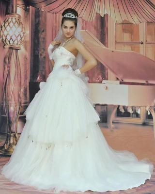 China Elegant Women Floor Length White Evening Dress with Zipper Party Wear for sale