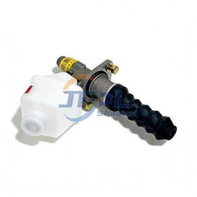China DZ9114230022 Hydraulic Clutch Master Cylinder For SHAC F3000 X3000 for sale