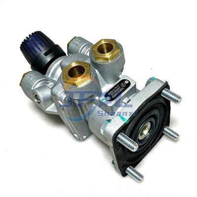 China Truck Spare Parts Air Valve DZ96189360079 Foot Brake Master Valve for SHAC M3000 X3000 F2000 for sale