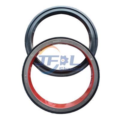 China Rear Crankshaft Oil Seal 4962603 Engine Main Seal for Dongfeng Tianlong Trucks for sale