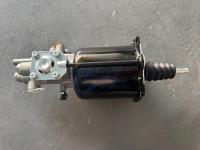 China Truck Spare Parts Chassis drive system Clutch Booster Cylinder DZ93189230200 For Shacman X3000 M3000 for sale