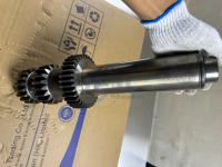 China High-Quality 20CrMnTi Alloy Steel Countershaft with 2000 N*m Torque Capacity and Precision Carburized & Quenched Hardening for Shacman Delong F3000, X3000, M3000 for sale