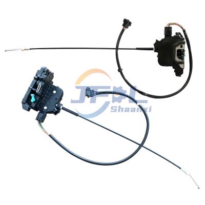 China DZ14251340047 Left Door Lock Assembly Left Power Door Lock Assembly Accessoires For Shacman Delong X3000 M3000 Truck Cab Body System for sale