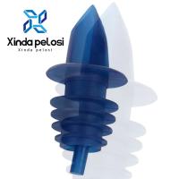China Bar Plastic Pour Spout Measured Water Olive Oil Pourer Cap for sale
