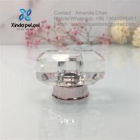 China Custom Eco Friendly Transparent Acrylic Magnetic Perfume Cap for sale