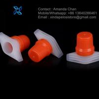 China Plastic Screw Spout With Cap For Beverage Spout Bags Packaging for sale