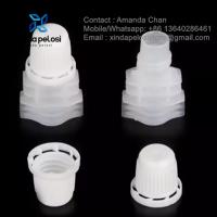 China Accept Size & Color Plastic Juice Pouch Screw Cap Plastic Spout Caps For Liquid Pouch Bag for sale