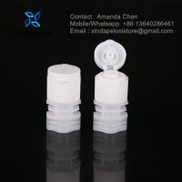 China PE Material Flip Top Pour Spout Caps Stand Up Pouch Flip Cap Closures for sale