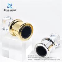 China Luxury Cosmetic Gold Crown Bottle Cap For PET Cosmetic Round Bottle for sale
