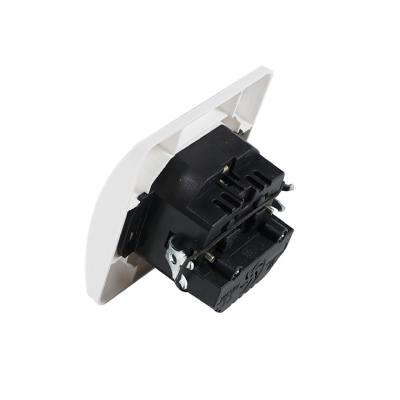 China European Standard Wall Socket 250V 16A Flush Mount for sale