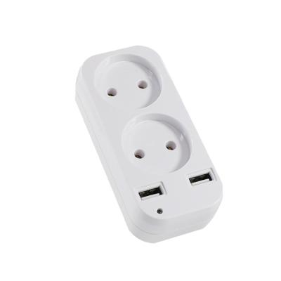China EU Dual Socket Wall Plug Adapter with 2 USB Ports 250V 10A for sale