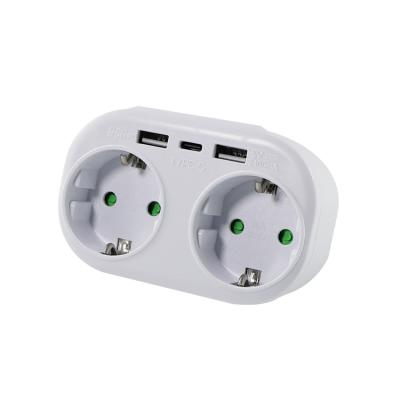 China EU Power Plug Adapter 2 AC Outlets 3 USB Ports 250V 10A 2500W for sale