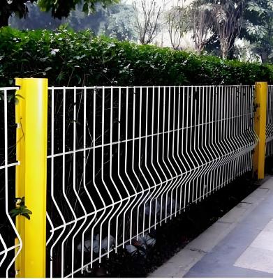 China Yellow V Mesh Security Fence Hot Dipped Galvanized Metal Fence Panels for sale