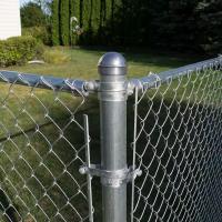 China 2.5M Woven Animal Enclosure Metal Wire Mesh Fencing White Chain Link Fence for sale