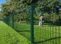 China 3D Curved Wire Mesh Garden Fence Curved guardrail 1.5m*2.0m Welded Wire Fence for sale
