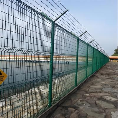 China Polyester Powder Coated Outdoor Residential Garden Metal Welding Fence for sale