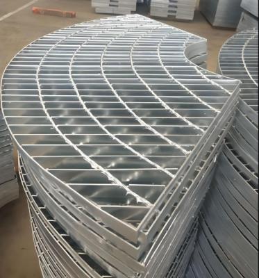 China Galvanized Steel Grating 30x100mm Mesh 3.0mm Thickness for sale