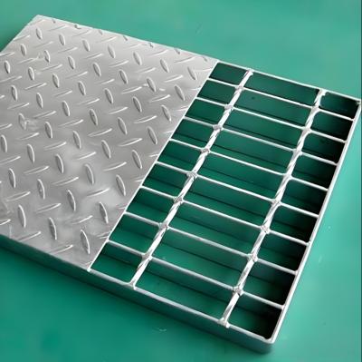 China Anti-Corrosion Serrated High-strength Galvanized Steel Grating for sale