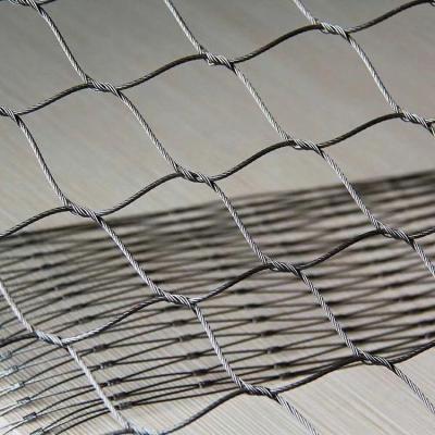 China Durable Stainless Steel Diamond Hole Knitted Wire Zoo Mesh For Animals for sale