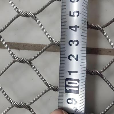 China 304 Stainless Steel Wire Rope Mesh with 7x19 Weave Style for Durable and Rust-Proof Protective Fencing for sale