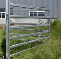 China Easy-Install Outdoor Galvanized Horse Cattle Fence Panel Farm Livestock Metal Fence for sale