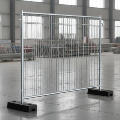 China Galvanized Heras Style 2x3.5M Metal Temporary Fence Panel with Rubber Base Plate 32mm Frame Tube for sale