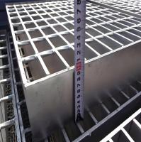 China Tooth Shape Anti Slip Galvanized Steel Grating Panel with 30mm Bearing Bar Pitch for Walkway and Stair Tread for sale