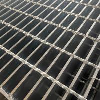 China Anti Corrosion Galvanized Steel Grating with 32x5mm Bearing Bar Size for Bridge Decking Panel for sale