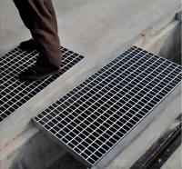 China Stainless Steel 304 Galvanized Steel Grating Anti Corrosion Offshore Platform Grating Panel for sale
