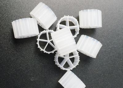 China MBBR Ball Shock Plastic Filter Media BOD / COD And Nitrogen Removal for sale