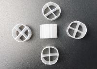 China Aquaculture Fish Farm MBBR Bio Filter Media 12*9mm Hdpe White Bioballs Sbr Process for sale