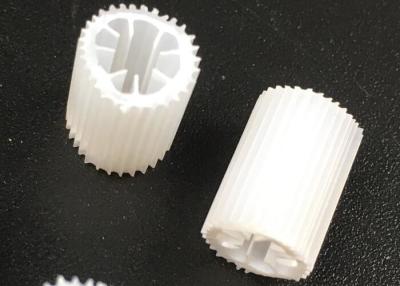 China MBBR HIPS Material Plastic Filter Media With Size 5mm X 10mm And White Color for sale