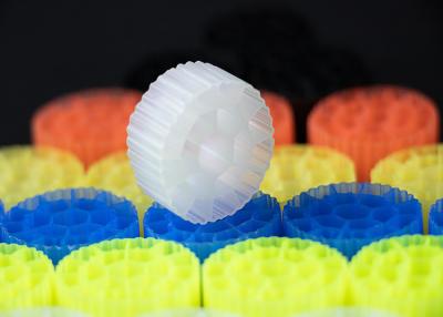 China Colorful or customized Plastic Moving Media Filter For Aquariums Virgin HDPE Material for sale