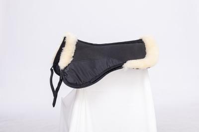 China Neoprene Halfpad The Opening Of The Pocket Is At The Bottom With Sheepskin Trim Edge for sale