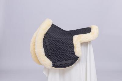China Sheepskin Correction JP Numnah 4 Pockets With Inserts Full Sheepskin Lining for sale