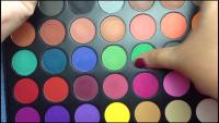 China MSDS Standard Rainbow Eyeshadow Palette 35a For Beauty Mineral Formula for sale