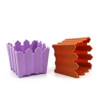 China Bump Resistant Modern Garden Fence Flower Pots For Shopping Malls for sale