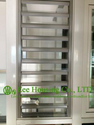 China Hurricane-proof Aluminum Glass Louvered windows With Removable Screen,Jalousie louvre for sale