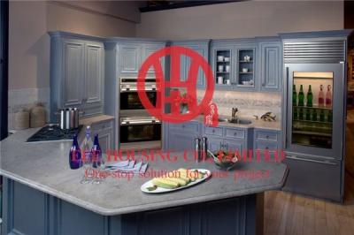China Modern Elegant Solid Wood Kitchen Cabinet with Excellent Design and Quality for sale