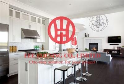 China Fashion Shaker-style Solid Wood Kitchen Cabinet with Excellent Design and Quality for sale