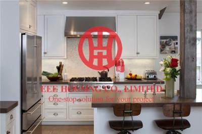 China Fashion Shaker-style Solid Wood Kitchen Cabinet with Excellent Design and Quality for sale