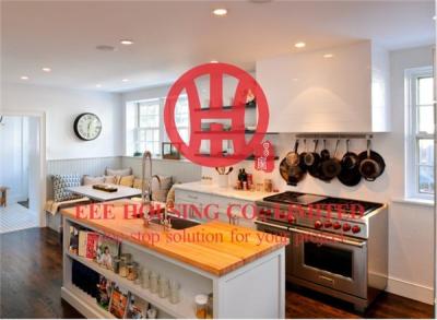 China Fashion Shaker-style Solid Wood Kitchen Cabinet with Excellent Design and Quality for sale