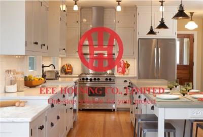 China Fashion Shaker-style Solid Wood Kitchen Cabinet with Excellent Design and Quality for sale