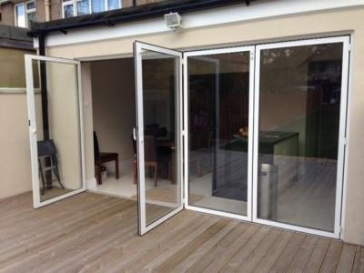 China Interior Room Dividers Soundproof Insulated Glass Aluminium Bi-Folding Doors,Bi Fold Doors For Living Room for sale