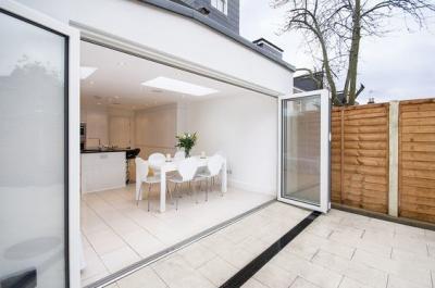 China Metal Aluminum Kerala Lowes Cheap Accordion Folding Doors,Exterior Soundproof Transparent Glass Bi Fold Door for sale